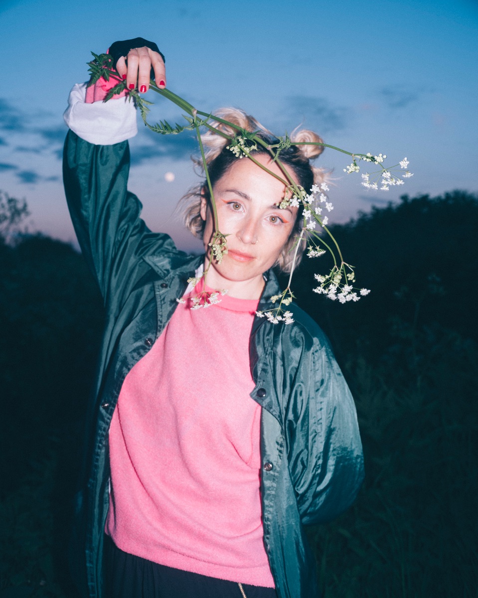 Cori Nora signs with Irascible Records | La Gazette de Paris